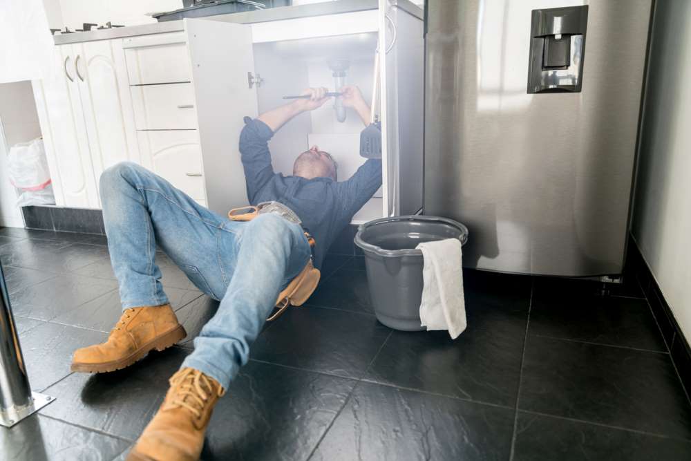 How to Hire the Right Plumber | Kids in the House